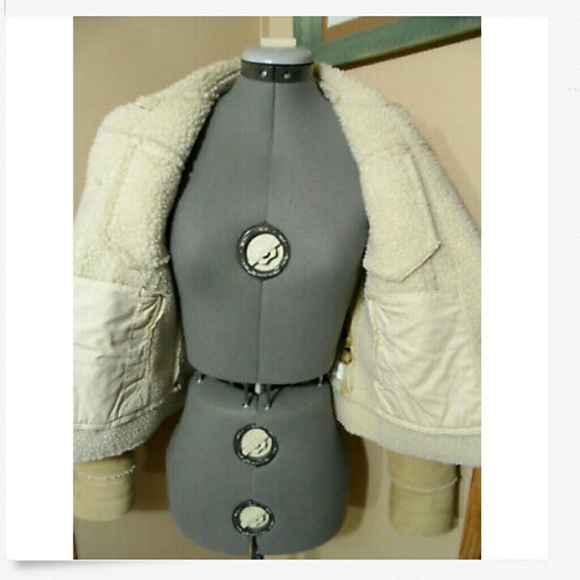 GAP | Jackets & Coats | Gap Suede Fleece Bomber Jacket Xs Beige Warm ...